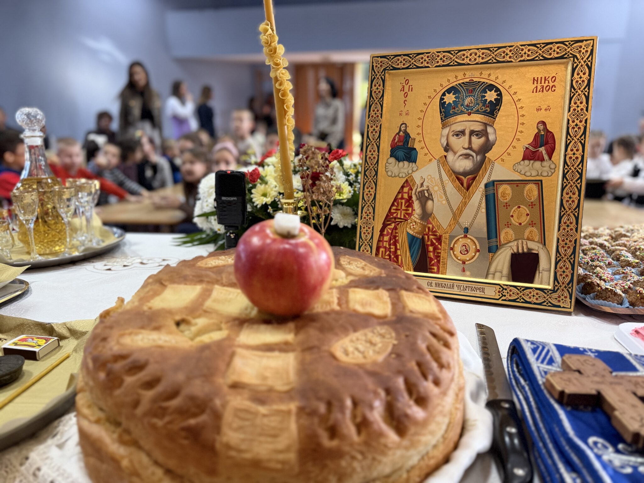 Danas je Sveti Nikola: Kakvi su običaji za slavu koju slave milioni ...